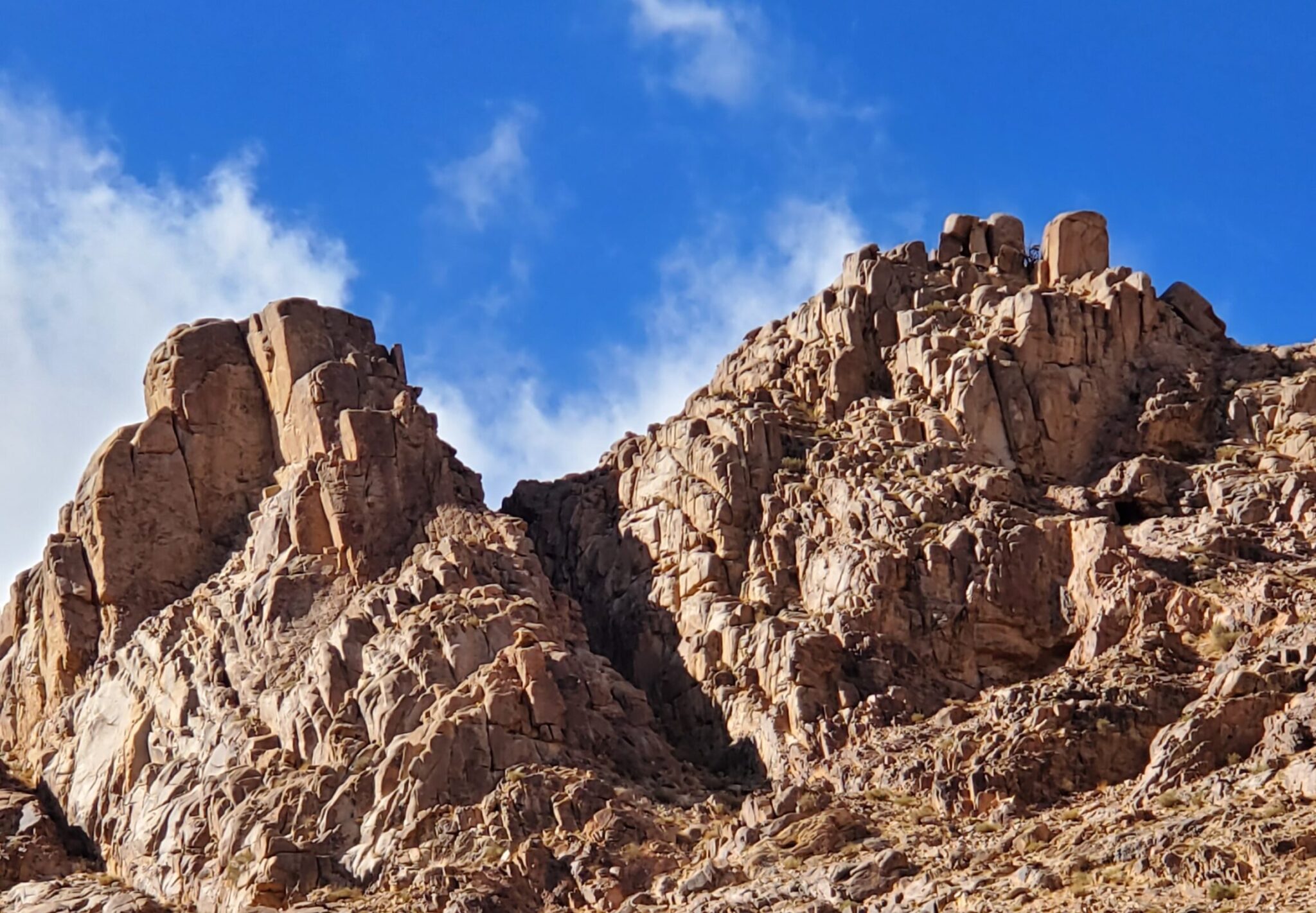Elijah’s Cave on Munt Horeb – Mount Sinai in Saudi Arabia
